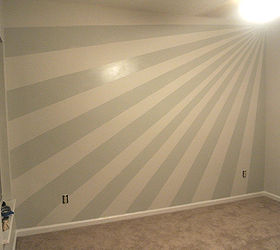 Cómo pintar rayos en una pared | Hometalk