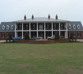 Luxury Manor Exterior