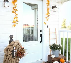 How to Build a DIY Holiday Wreath Stand | Hometalk