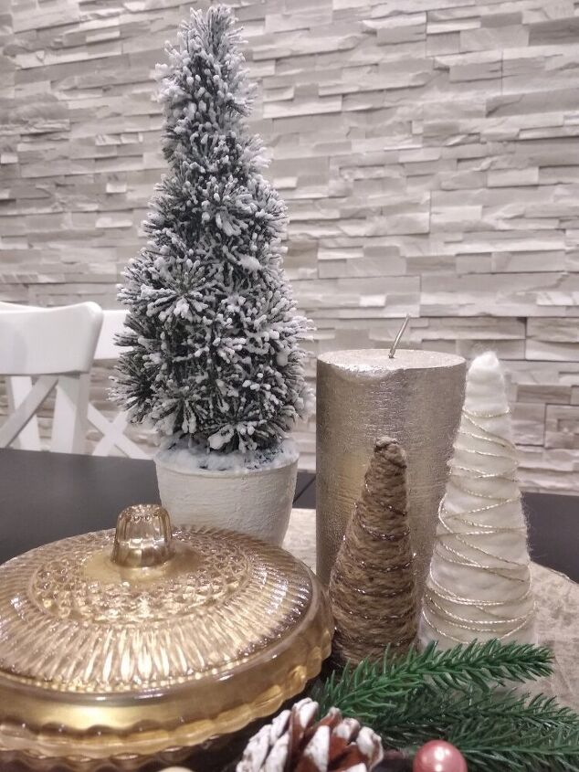 DIY Mini Christmas Tree Hometalk diy-mini-christmas-tree-hometalk