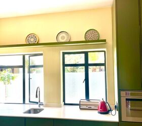 Arte abstracto de un estante sobrante y cinta adhesiva | Hometalk