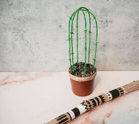 How to Make a Wire and Cement Cactus DIY | Hometalk