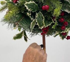7 Simple Steps to Make This Festive DIY Christmas Topiary | Hometalk