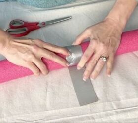 A Breathtaking Jumbo Christmas Ball Wreath in 3 Easy Steps | Hometalk