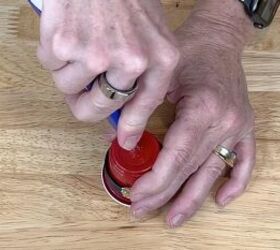 Add a Jolly Touch to Your Holiday Décor With Easy Santa Clause String ...