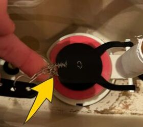 Cómo reparar un inodoro que no tira de la cadena | Hometalk