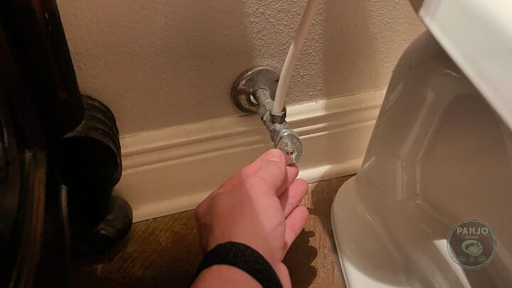 Cómo reparar un inodoro que no tira de la cadena | Hometalk Cómo reparar un inodoro que no tira de la cadena | Hometalk