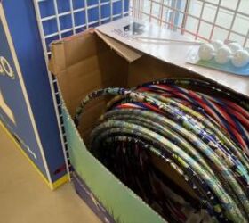 Step-by-Step Guide to Making a Hula Hoop DIY Outdoor Table | Hometalk