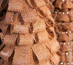 How to Make a Loopy Burlap Christmas Tree [Video Tutorial] | Hometalk