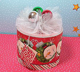 How to Make a Cute Christmas Gift Box Out of an Oatmeal Container ...